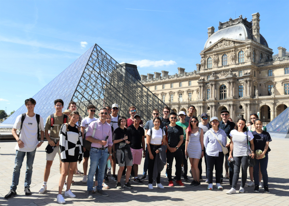 Summer School 2022 : informatique, robotique et culture ! - ESME